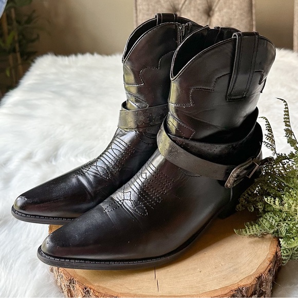 Pierre Dumas | Shoes | Pierre Dumas Black Western Cowboy Midcalf Boots ...
